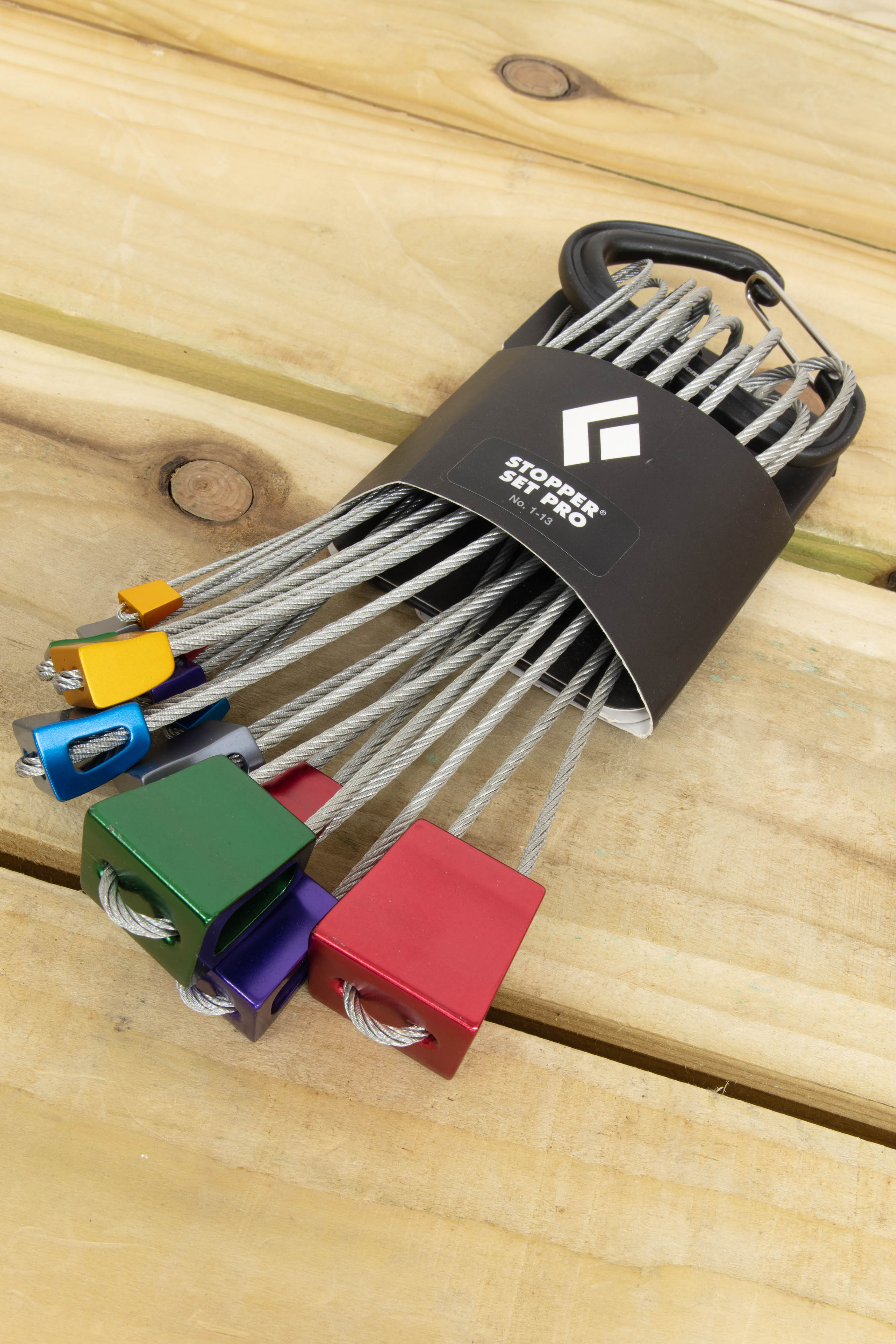 Black Diamond - Stopper Set Pro 1-13 – Dick's Climbing