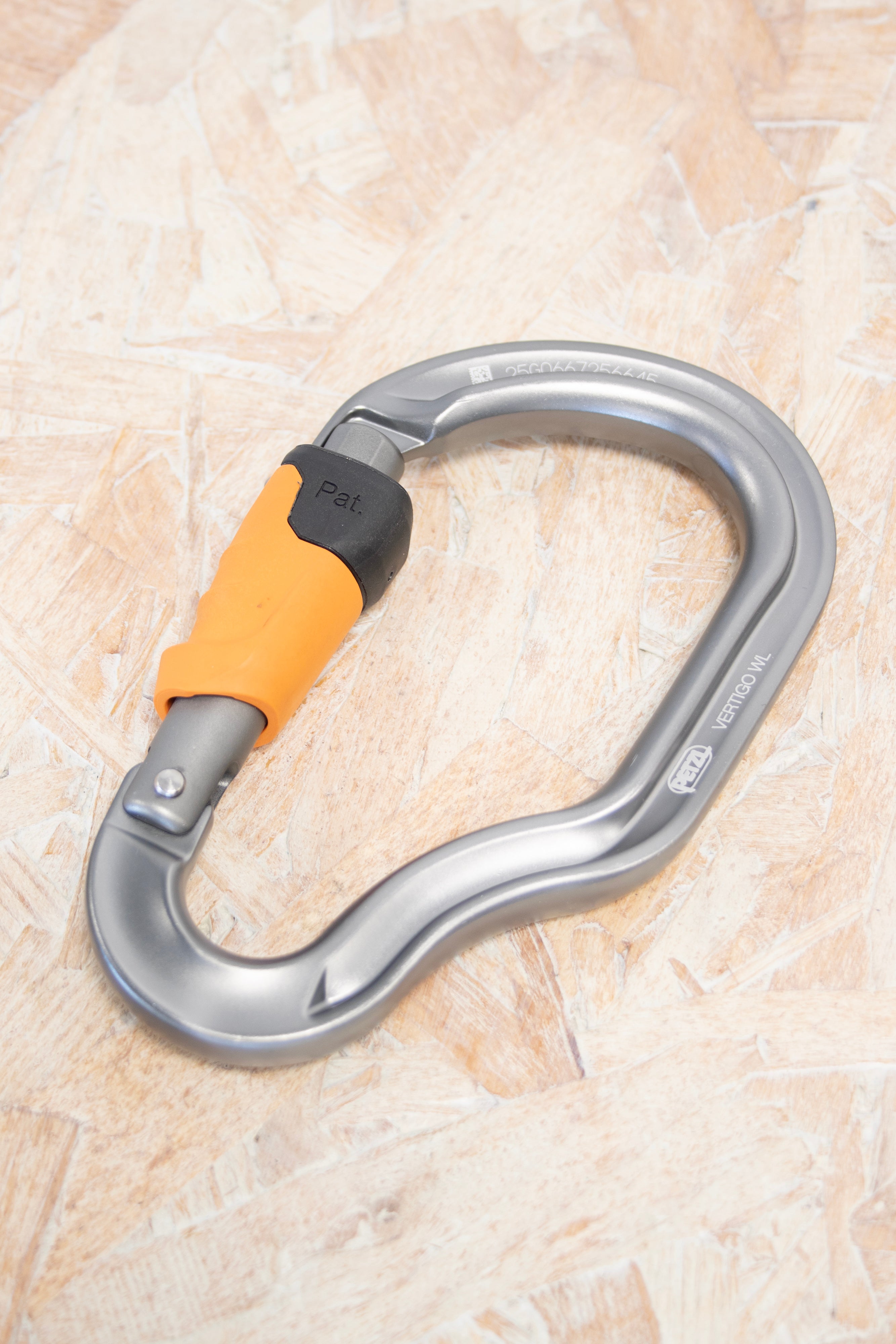 Petzl - Vertigo Wire-Lock – Dick's Climbing