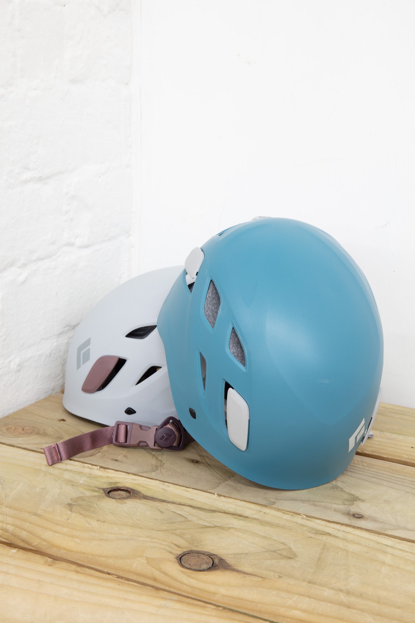 Black Diamond - Half Dome Helmet, Women – Dick's Climbing