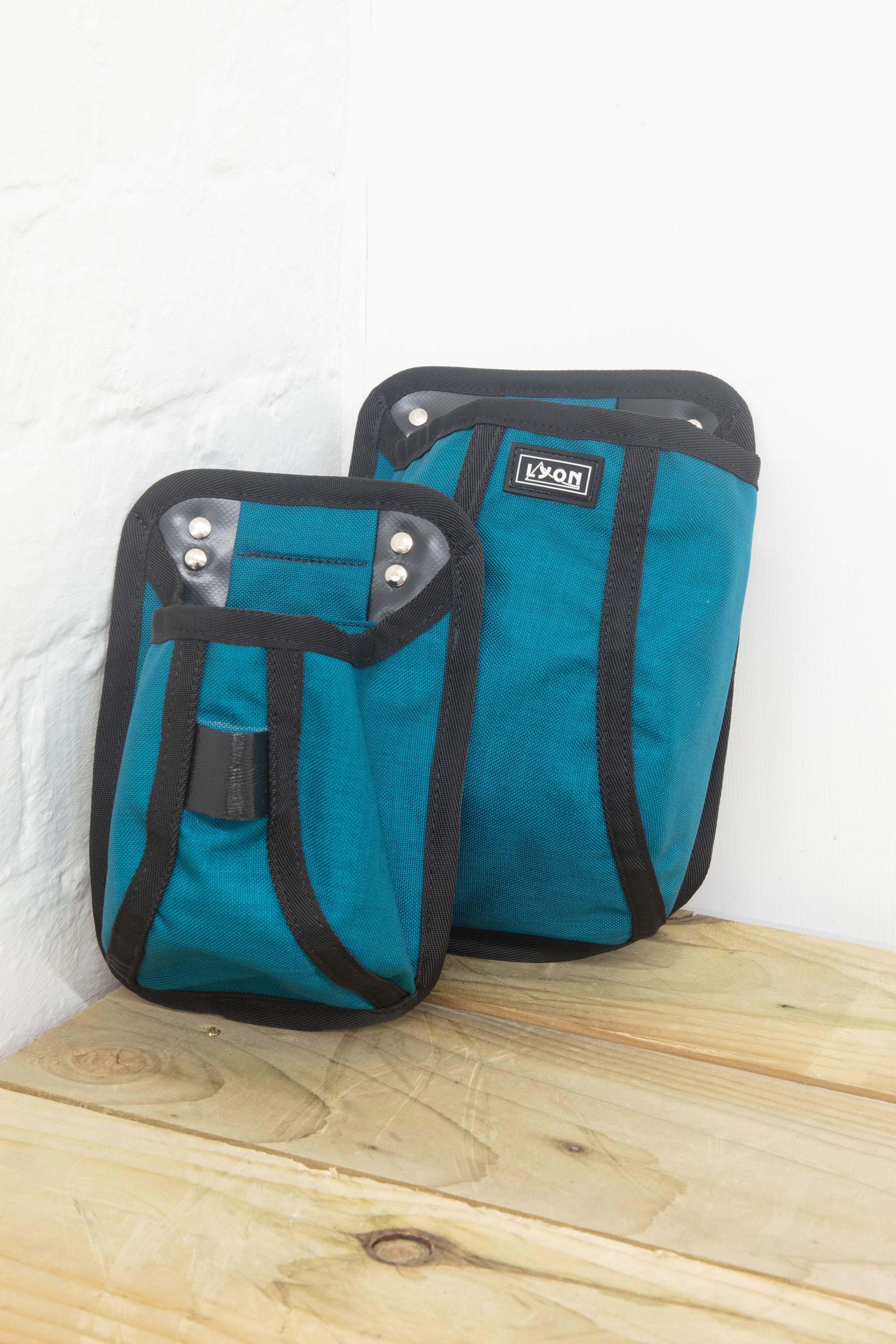 Lyon - Boulder Setter Magnetic Pouch – Dick's Climbing