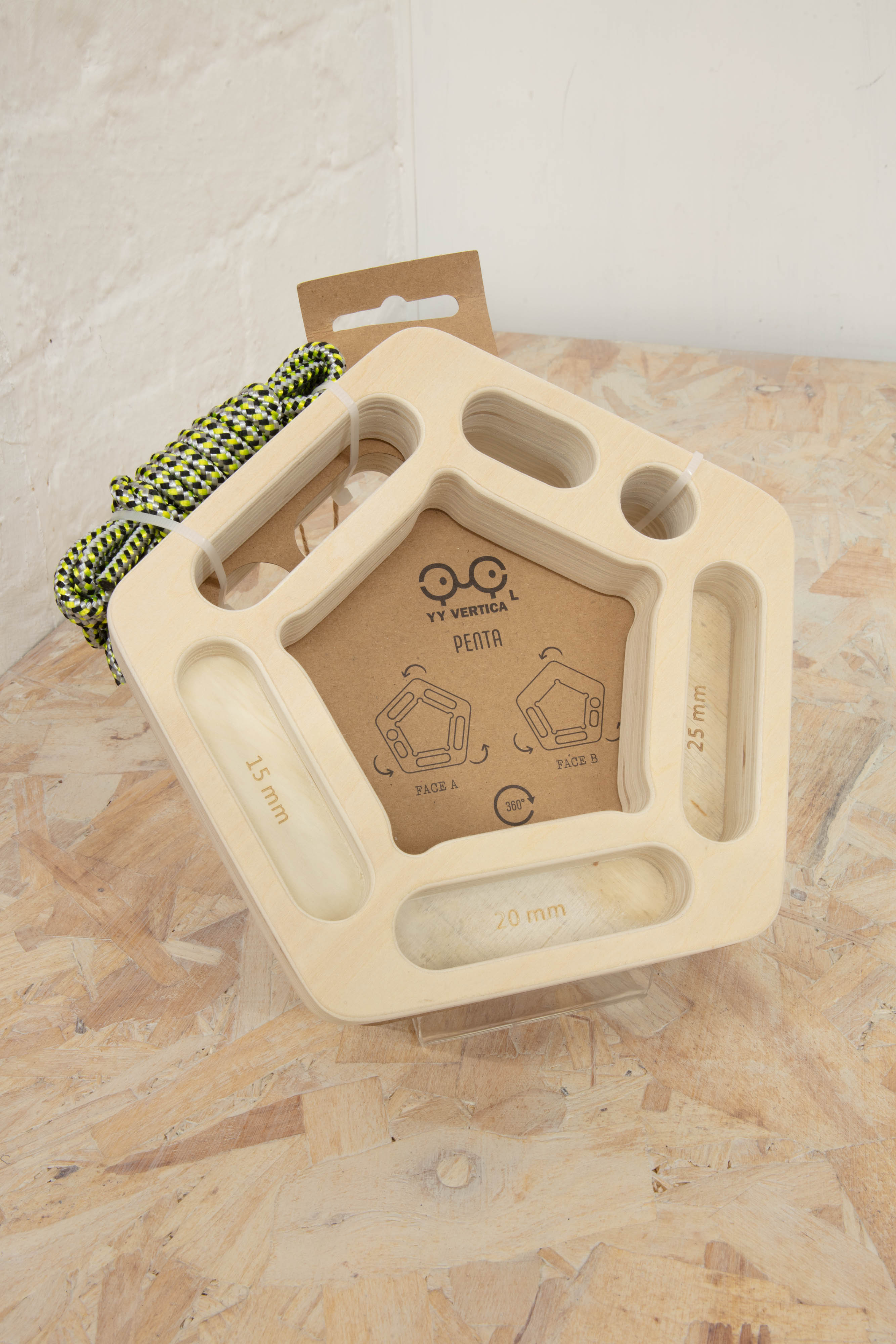 YY - Penta – Dick's Climbing